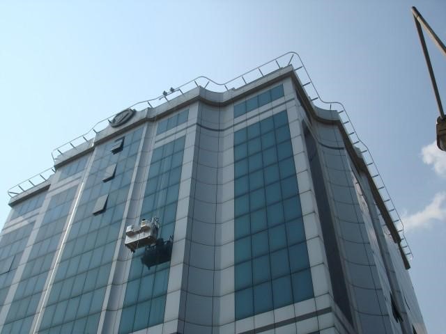 MONORAIL WINDOW CLEANING SYSTEM - Gulf Integrated Vertical Solutions W.L.L.